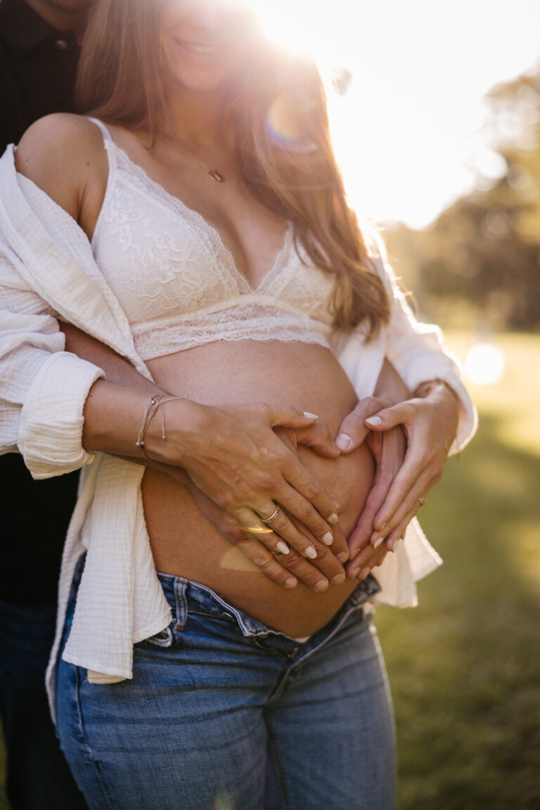 Tamara & Daniel | Babybauch Shooting in Linz Land - Nina Danninger Photography